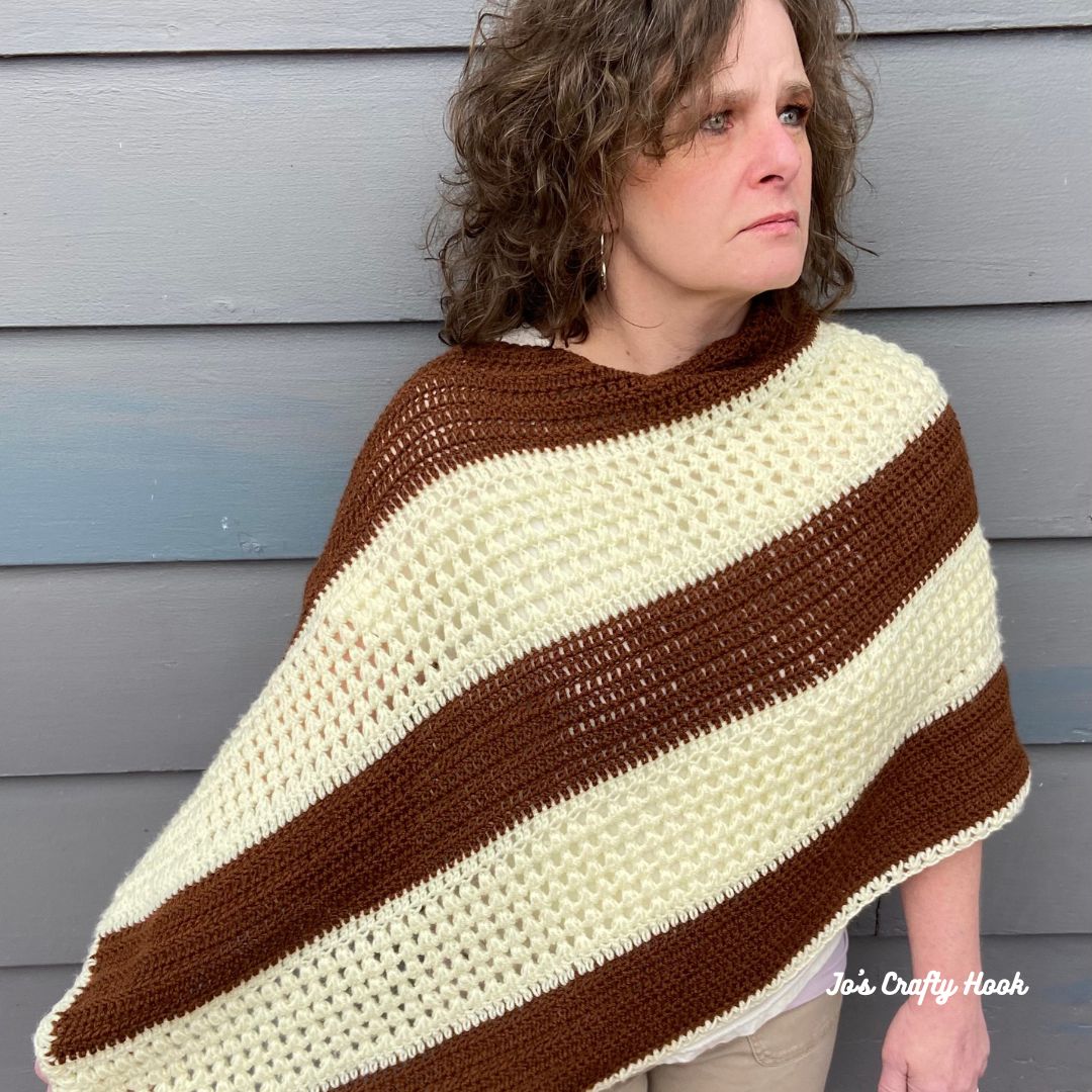 Welsh Poncho Free Crochet Pattern · Jo's Crafty Hook